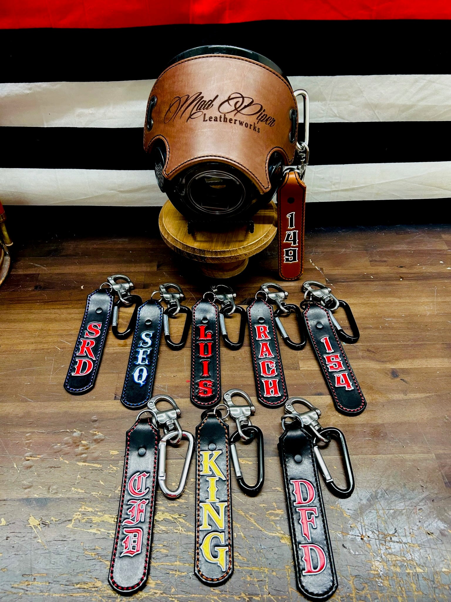 SCBA Quick Release Leather Swivel Shackle – Mad Piper Leatherworks